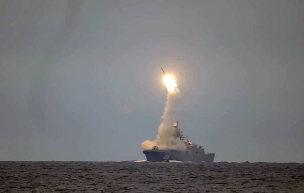 Strikes in Ukraine Spotlight U.S., European Deficits in Hypersonic Arms Race - The Space Report